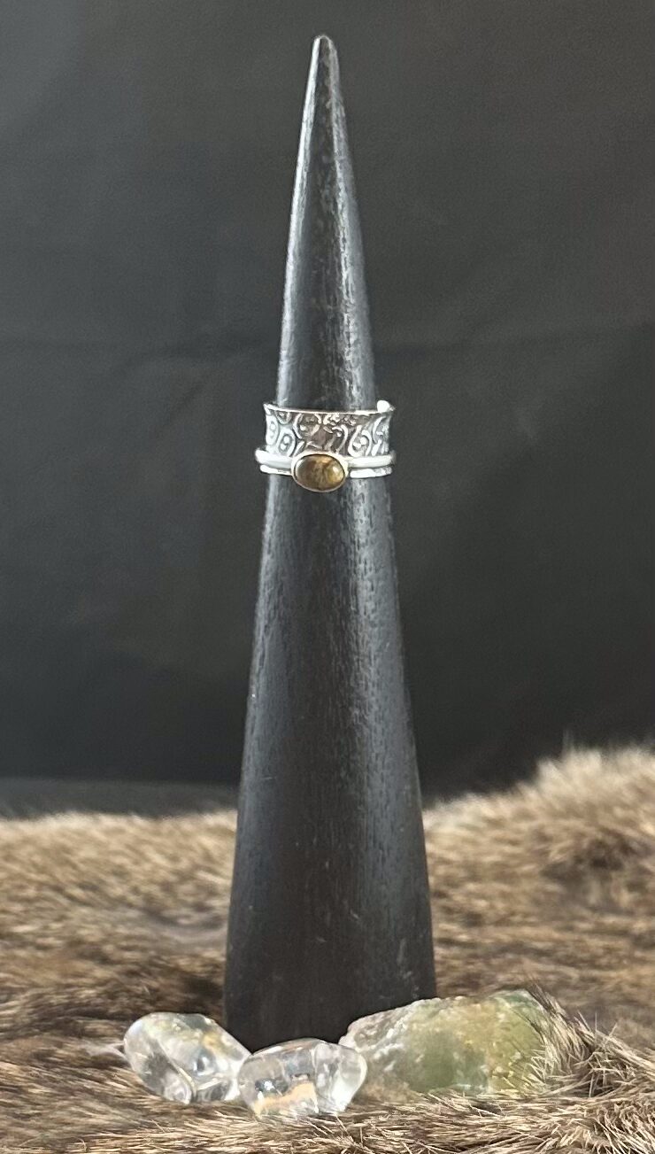 Tiger Eye Spinner Ring - Kristan Lantosh Boutique